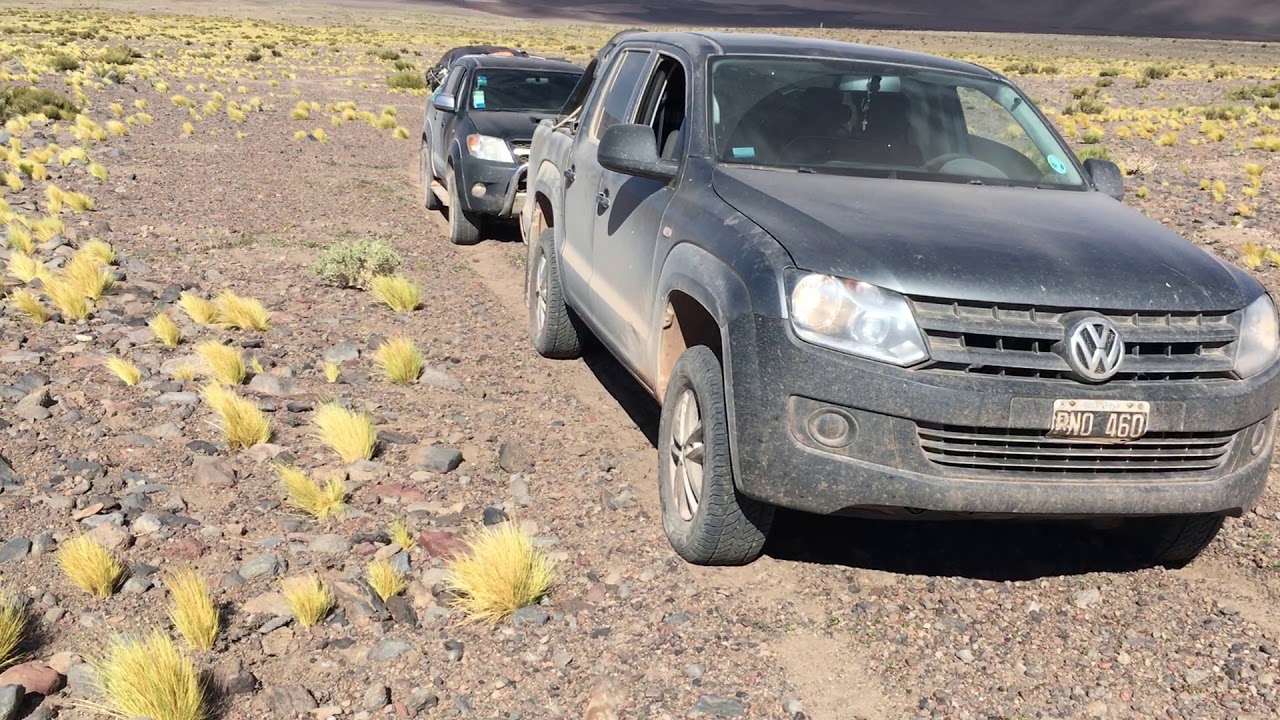 Volcan Aracar - abriendo huella a 4000m - YouTube