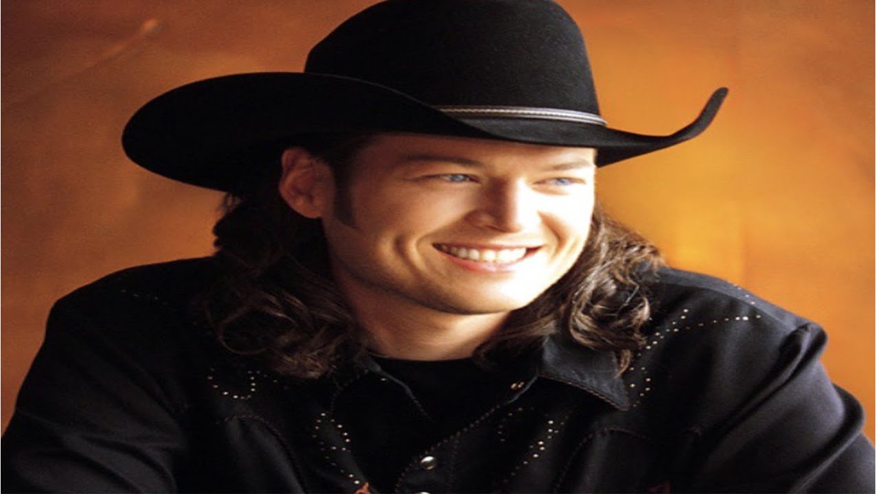 A Lil Bit About BLAKE SHELTON - FAVORITE THINGS???? - YouTube