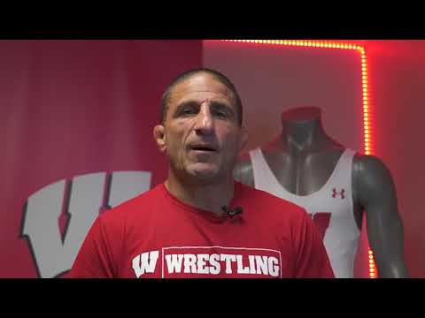 Jump Around Weekly with Chris Bono || Wisconsin Wrestling || Oct. 24 ...