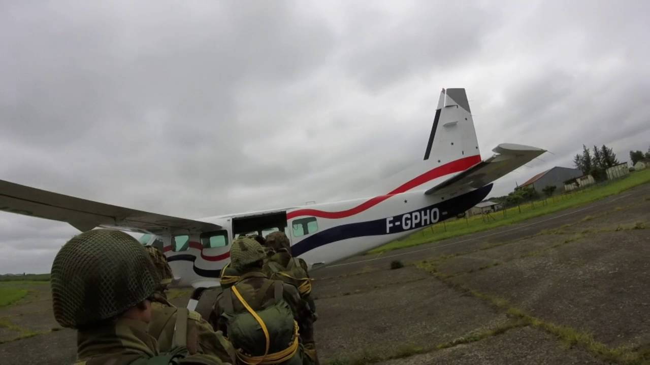 Dz K, Normandy 72nd D Day anniversary, Pathfinder parachute group - YouTube