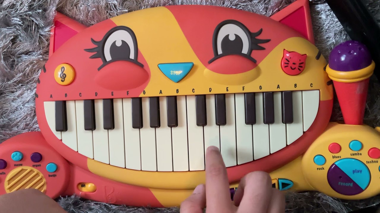 Mike The Knight Theme Song (Cat Piano Cover) - YouTube
