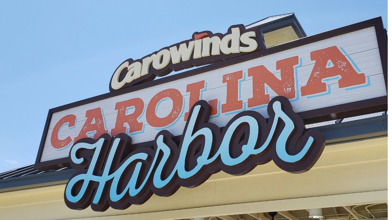 Our Day at Carowinds Carolina Harbor Waterpark - YouTube