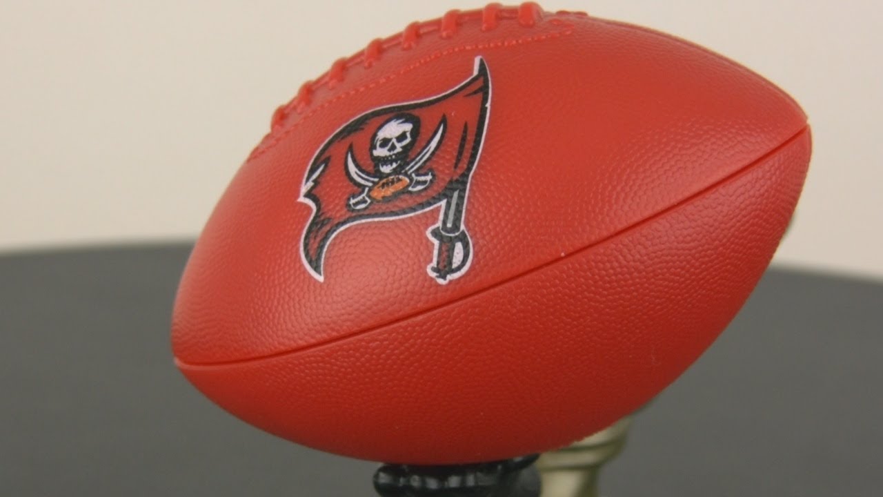 NFL Rush Zone Tampa Bay Buccaneers toy McDonald's Happy Meal (2013 ...