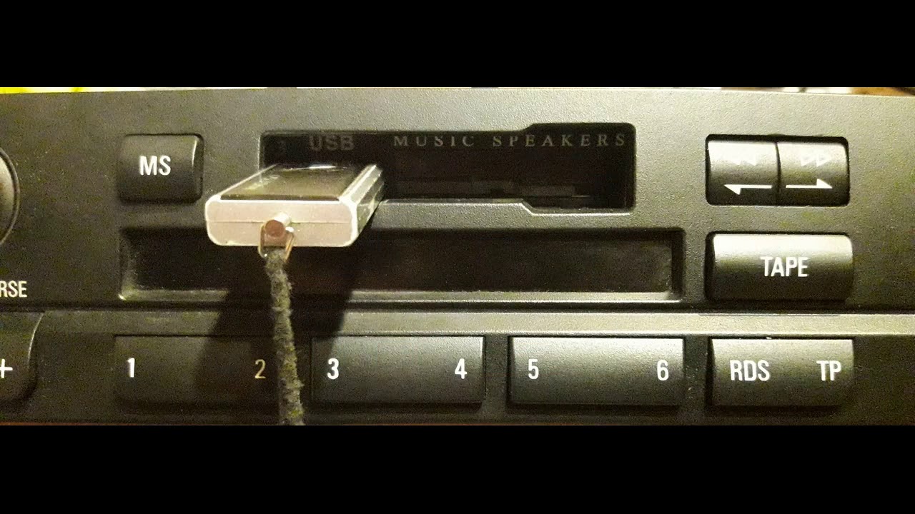 BMW E46 AUX part 1 - YouTube