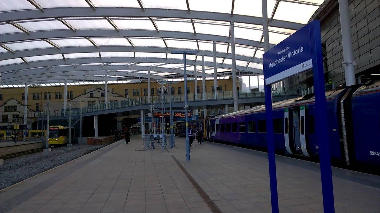 Manchester Victoria Train Station - YouTube