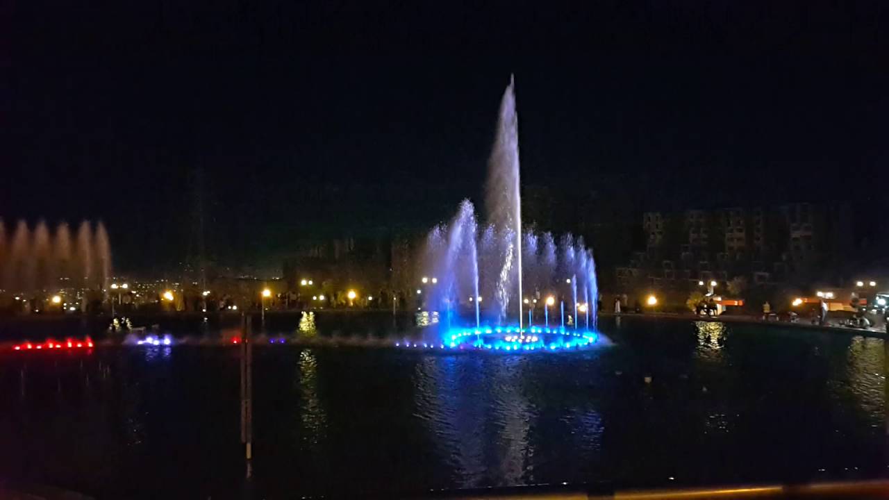 CHAVY LAND dancing water 5 - YouTube