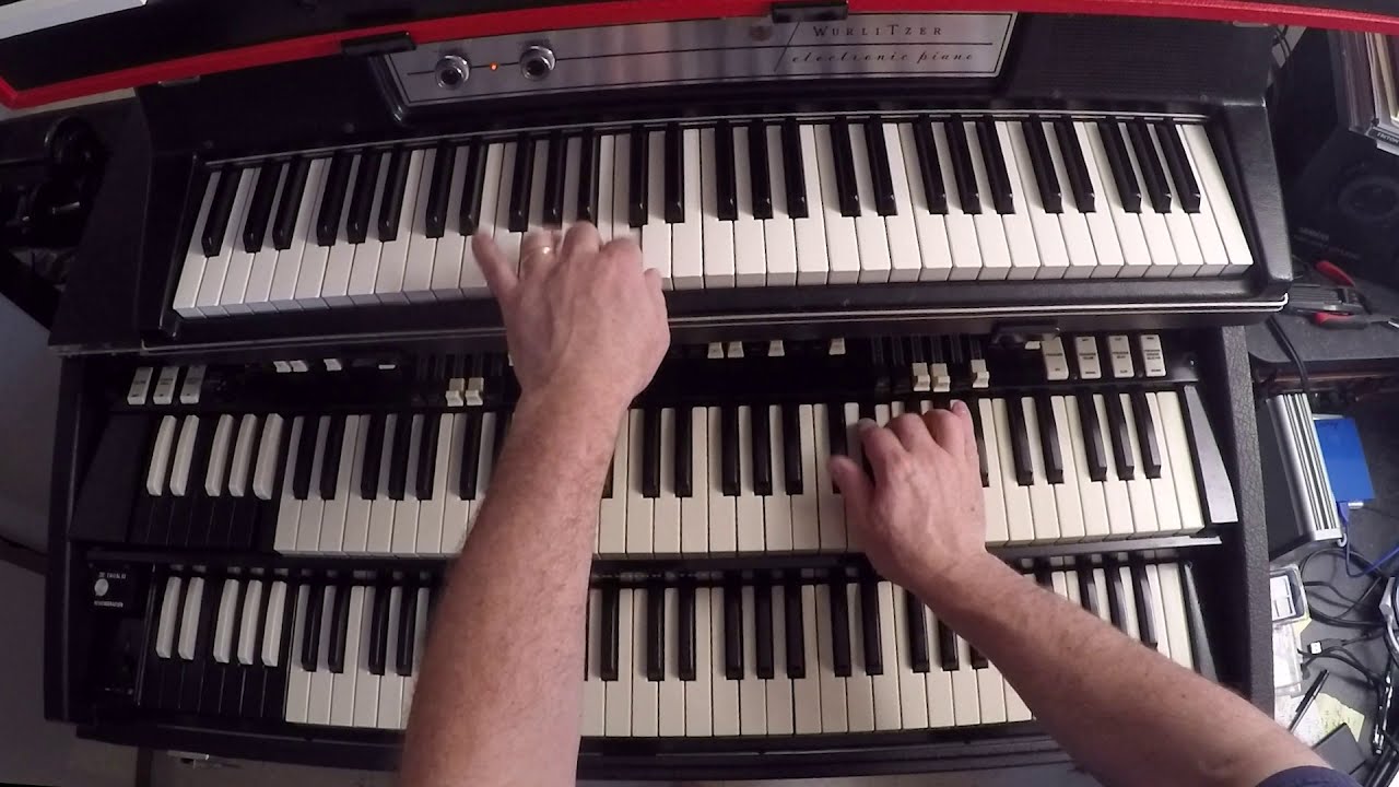 Gentle Giant - Free Hand (Keyboard Part - Live Version) - YouTube
