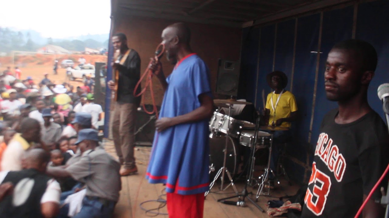 Hosiah Chipanga live at Diamond FM's #HealChimanimani concert - YouTube