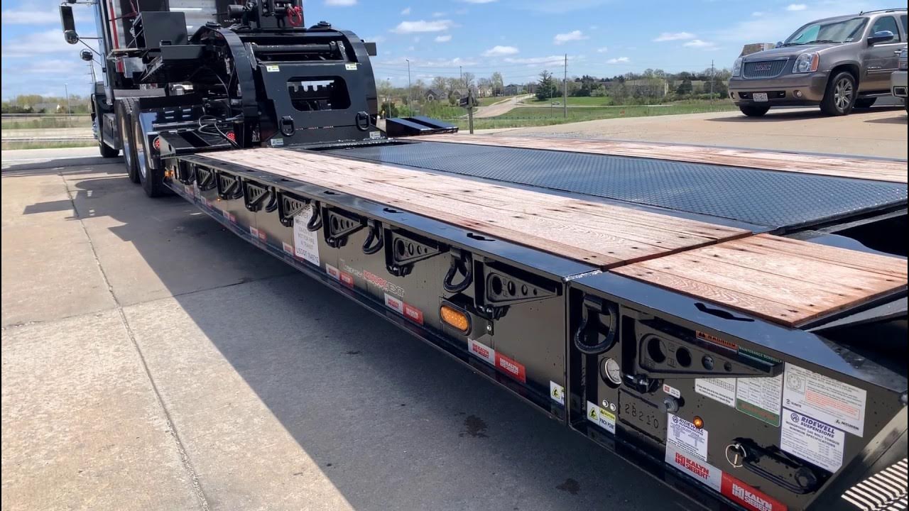 2020 Kalyn Siebert 53ft Versa MAXX Extendable Bus Trailer - YouTube