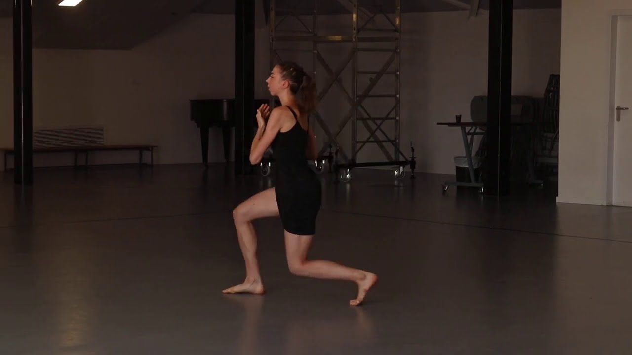 Wiktoria Reszka SOLO - YouTube