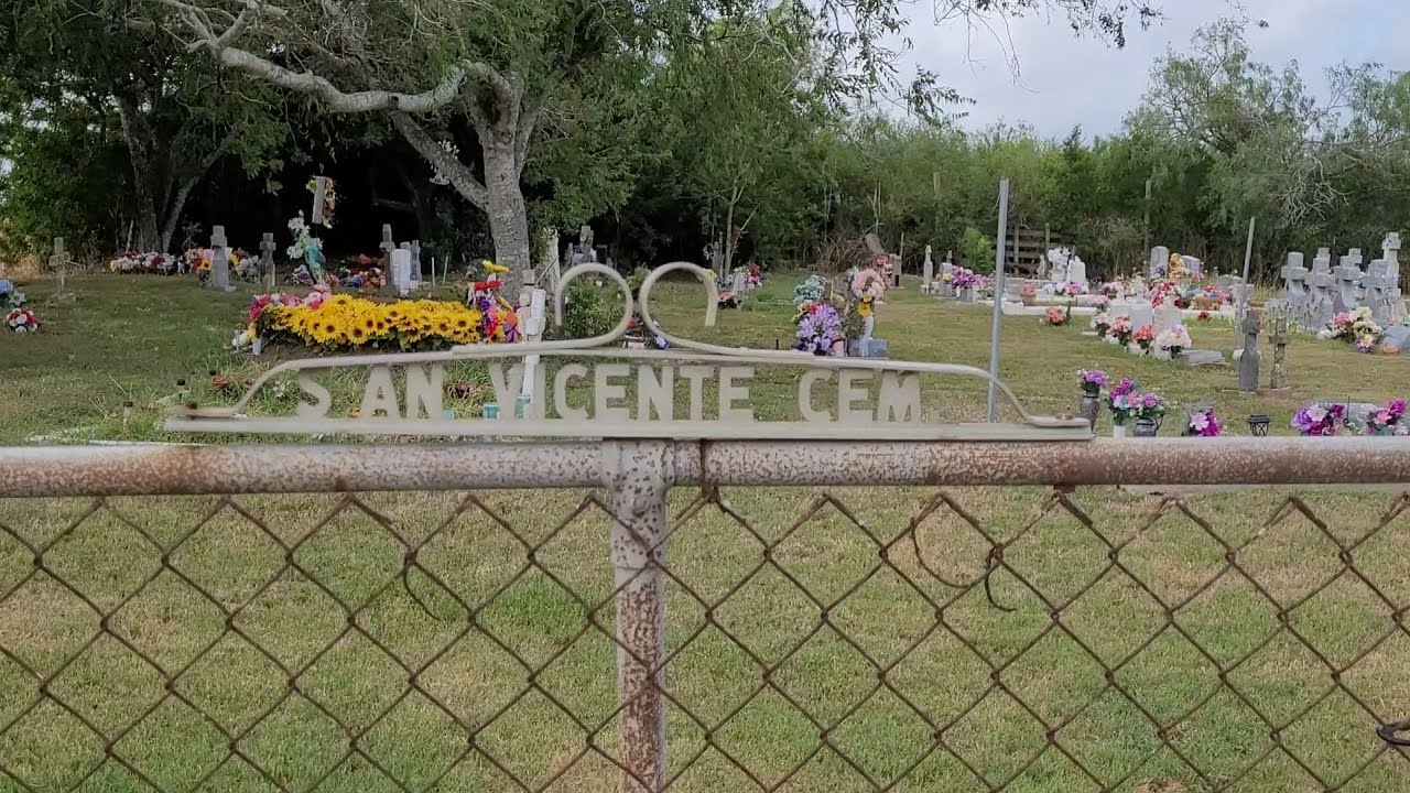 San Vincente cemetery #2 in Las Yescas, Texas. audio issues. - YouTube