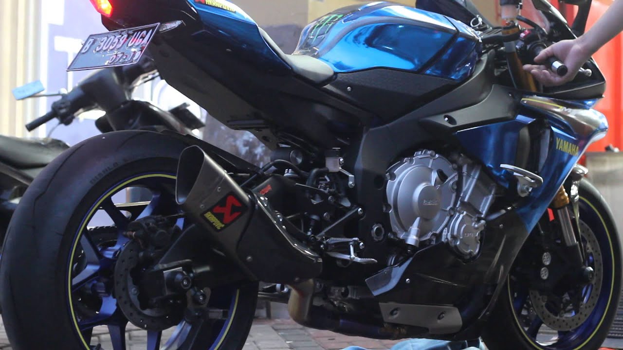 YAMAHA R1 2015 AKRAPOVIC 3/4SYSTEM - ONE3MOTOSHOP - YouTube