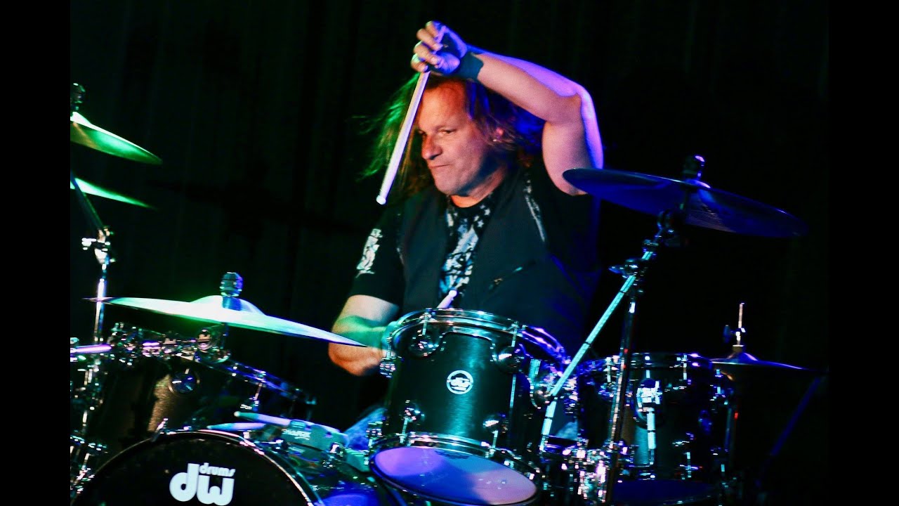 Journey Drum Solo Mark Kelly - YouTube