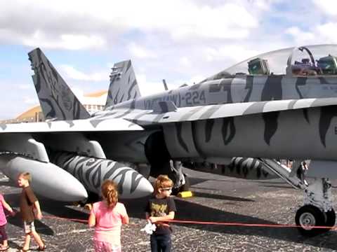 Forca Aerea Militar dos Estados Unidos - YouTube