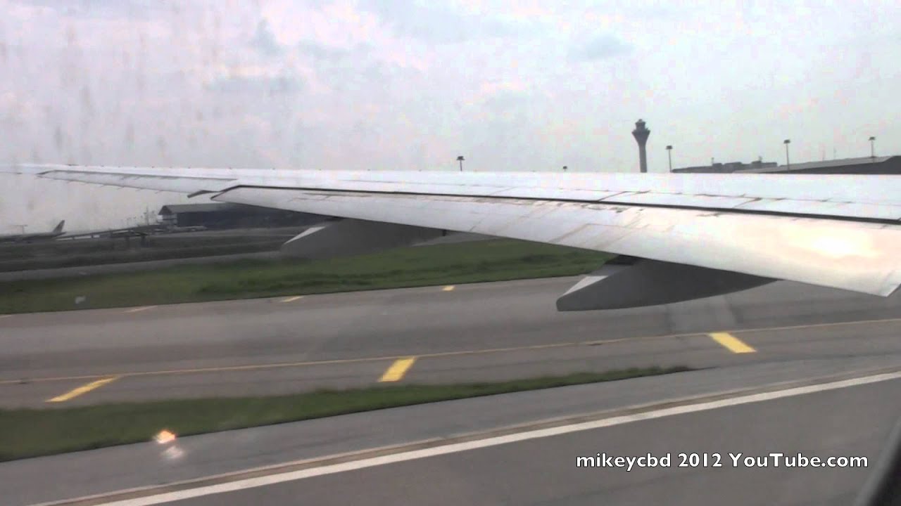 Emirates B777-300ER take off from Kuala Lumpur to Melbourne 30MAR12 ...