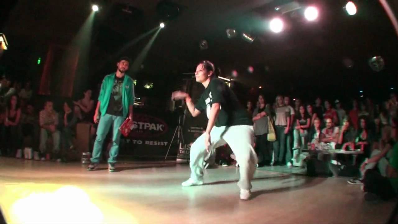 202 Dance Battle VI - 1 vs 1 Locking - Lockid vs Alexa - YouTube