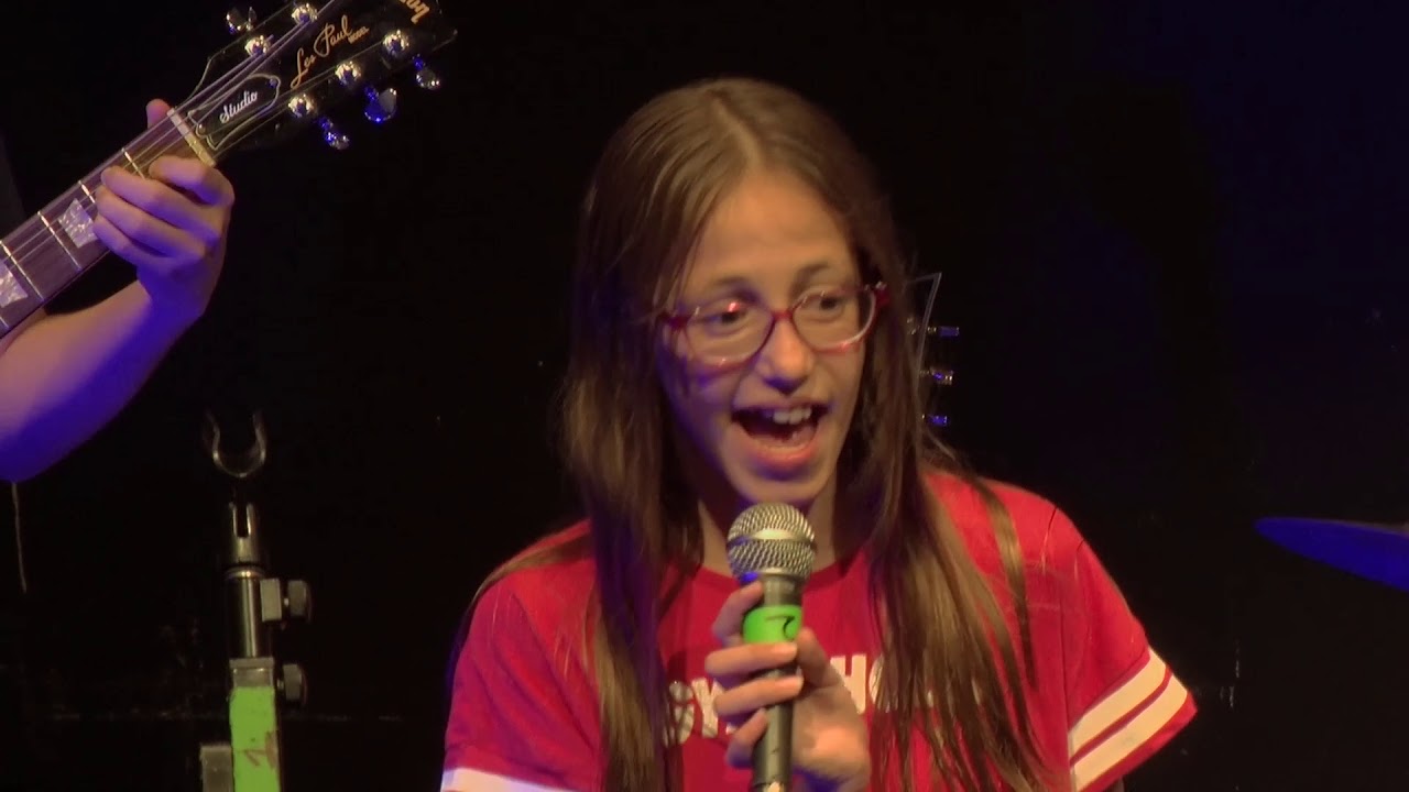 Maya Concert 19 06 2019 - YouTube