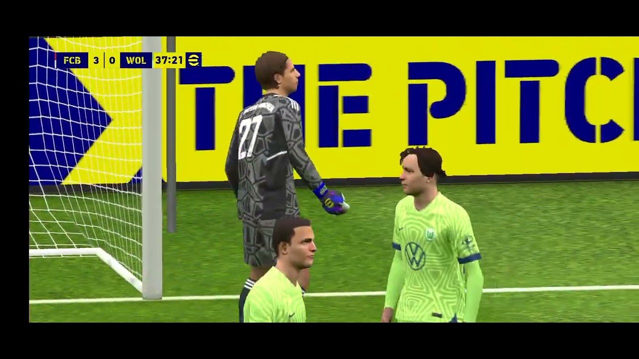 Football with Arabic commentary. - YouTube