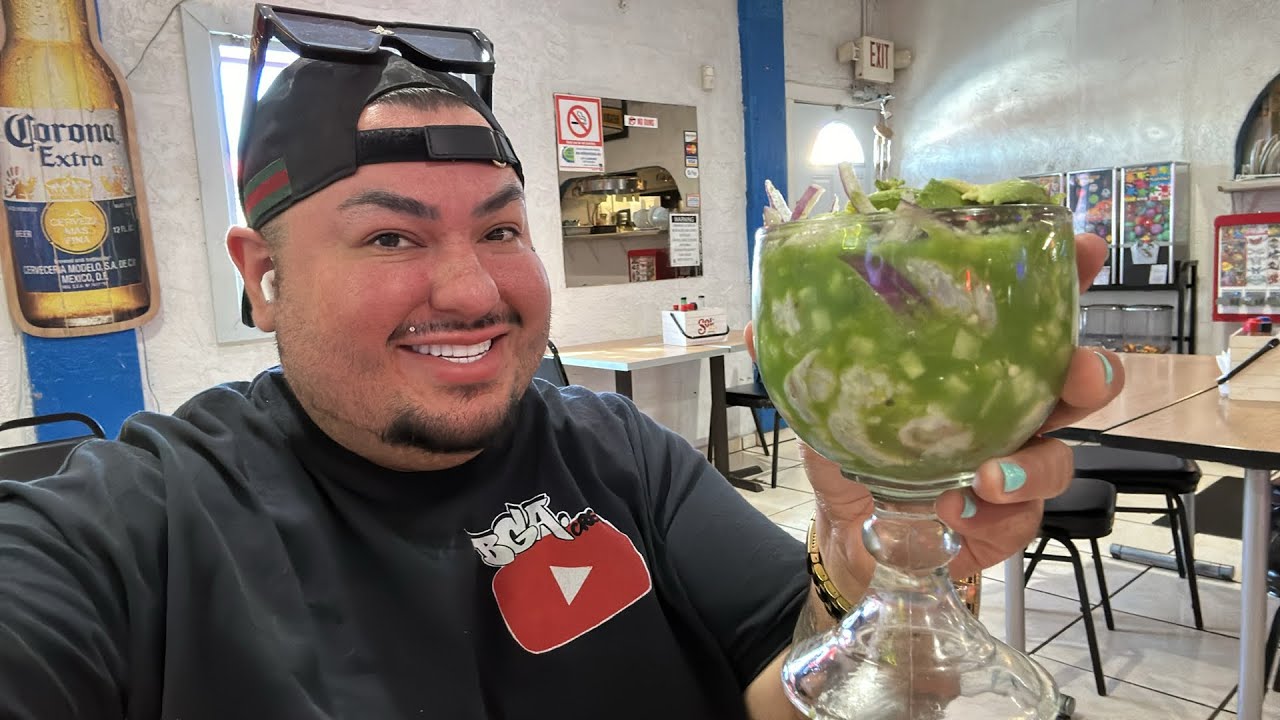 MARISCOS MUKBANG • Copa De Aguachiles Verde • Mojarra Frita - YouTube
