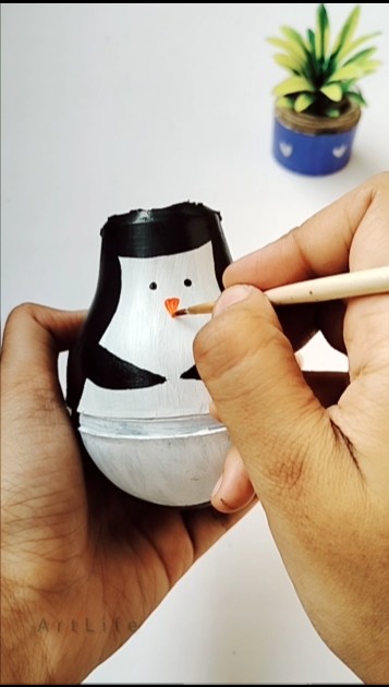 Waste Bulb craft🐧LED bulb reuse idea #diy #nehuarts_ #planter #craft # ...