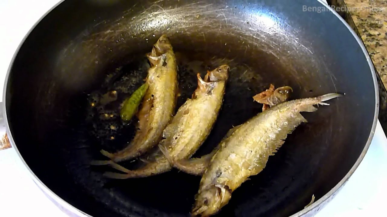 PABDA FISH JHAL - Pabda Macher Sorshe Jhal - YouTube