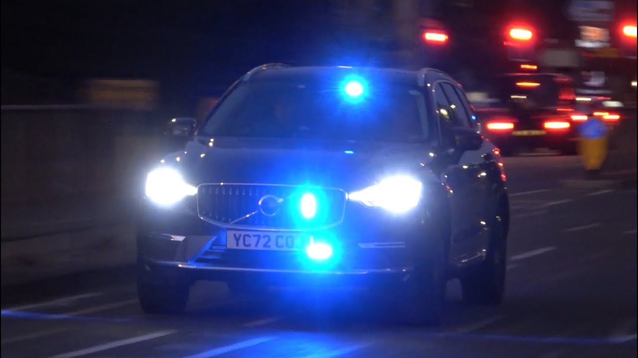 Surrey Police, Vanguard Road Safety Team, Unmarked Volvo XC60 ...