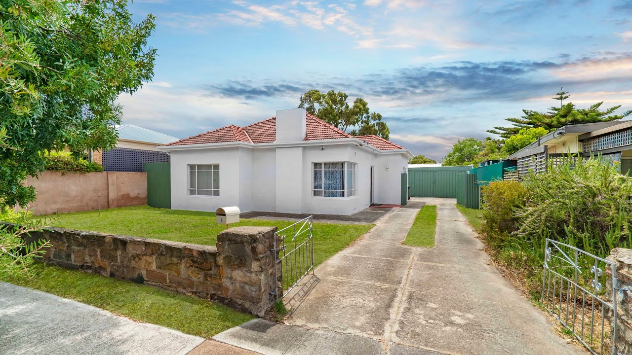 1 Voules Street | Taperoo - YouTube