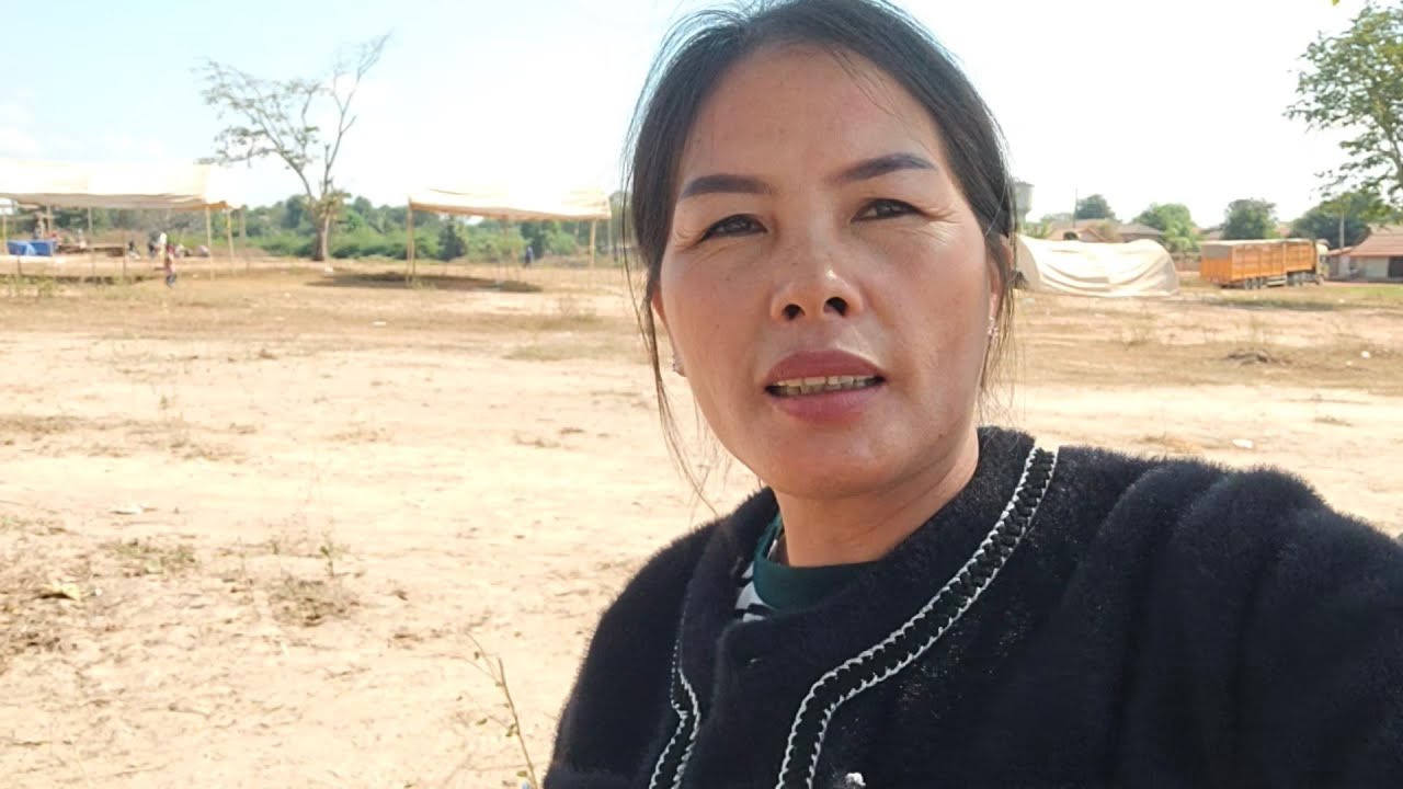 lawv twb pib ua tshav pob lawm ua tsaug rau txhua tus viv ncaus pab kuv ...