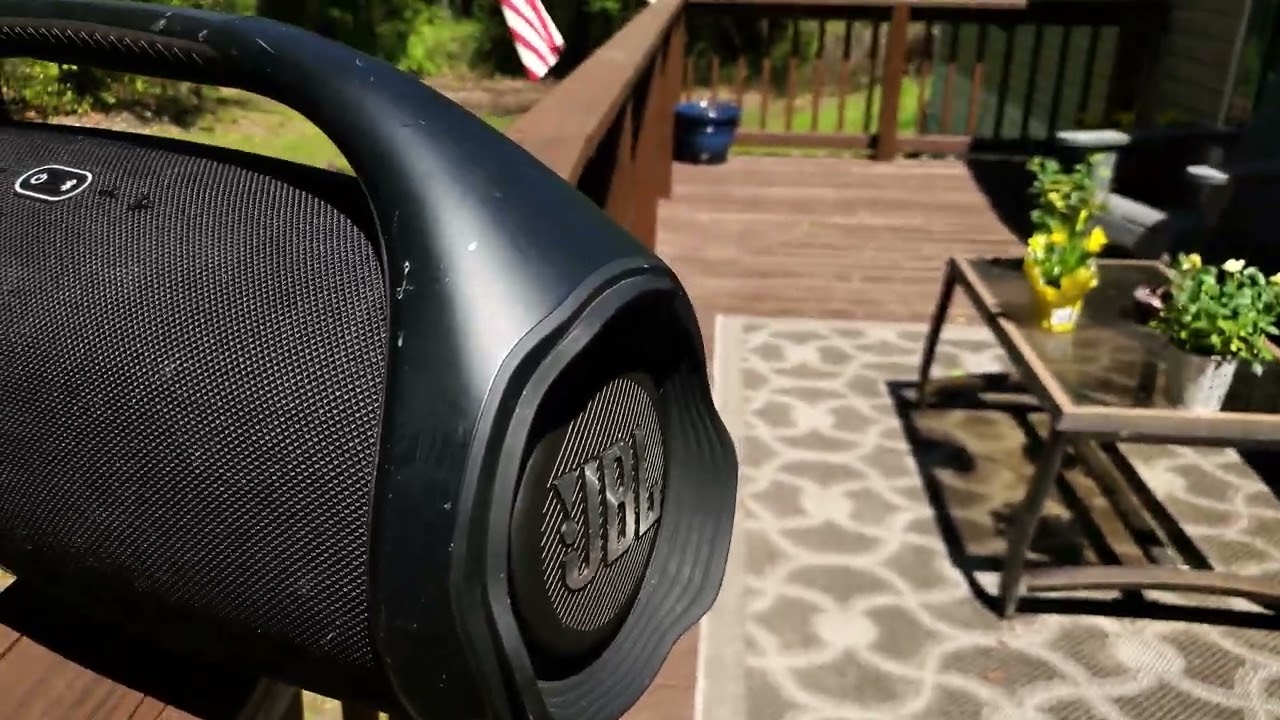 Jbl boombox 2 - 100% volume - with Jbl flip 5 - YouTube