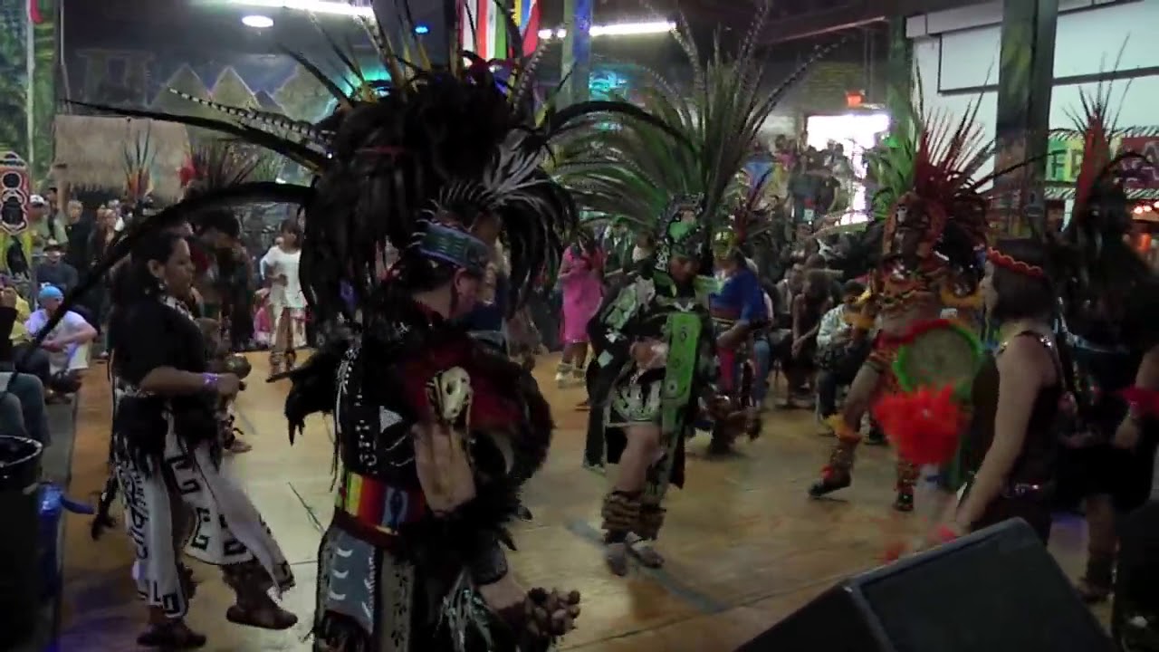 Aztec Drum Dance at WorlBeat Cultural Center - YouTube