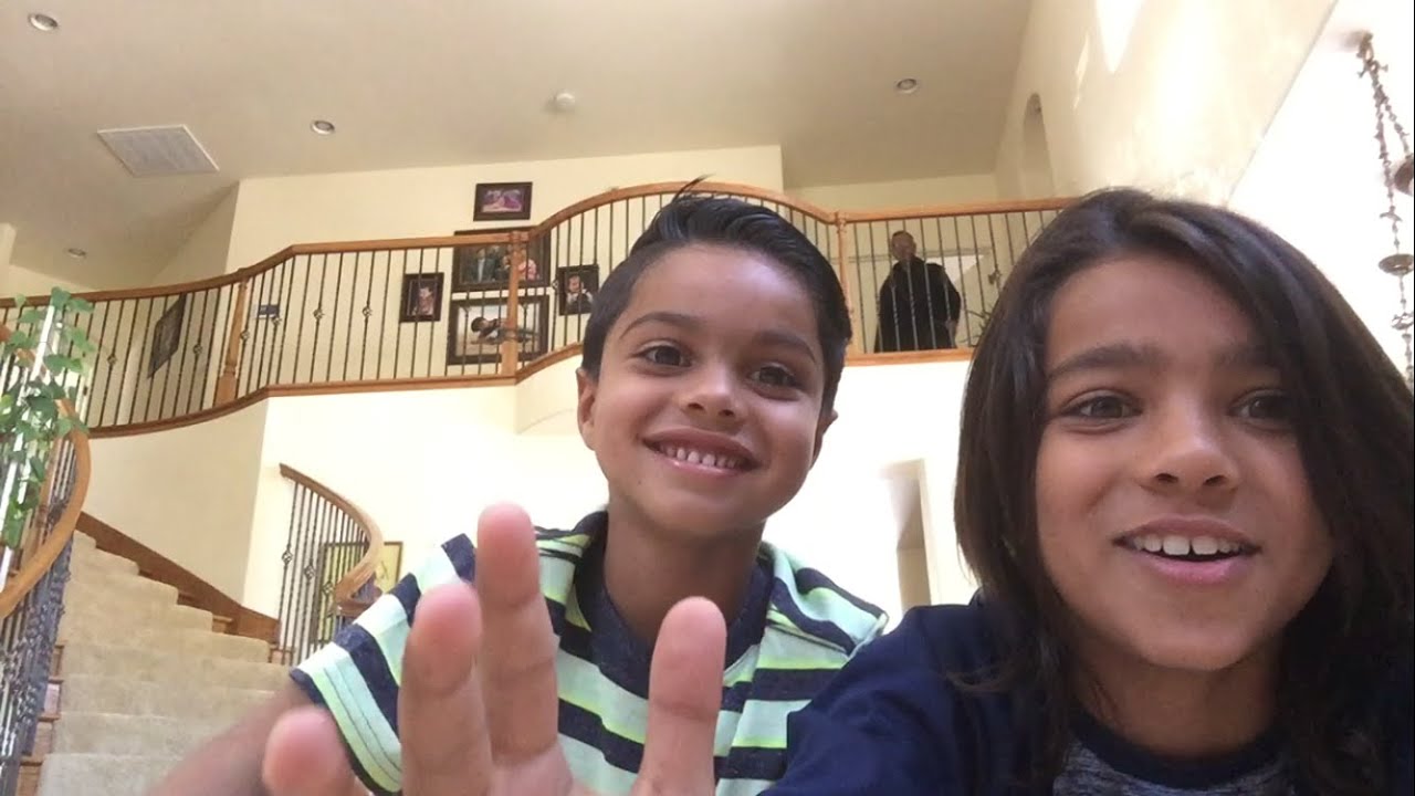 How to play Phone-Ball. We made up a new game! - YouTube