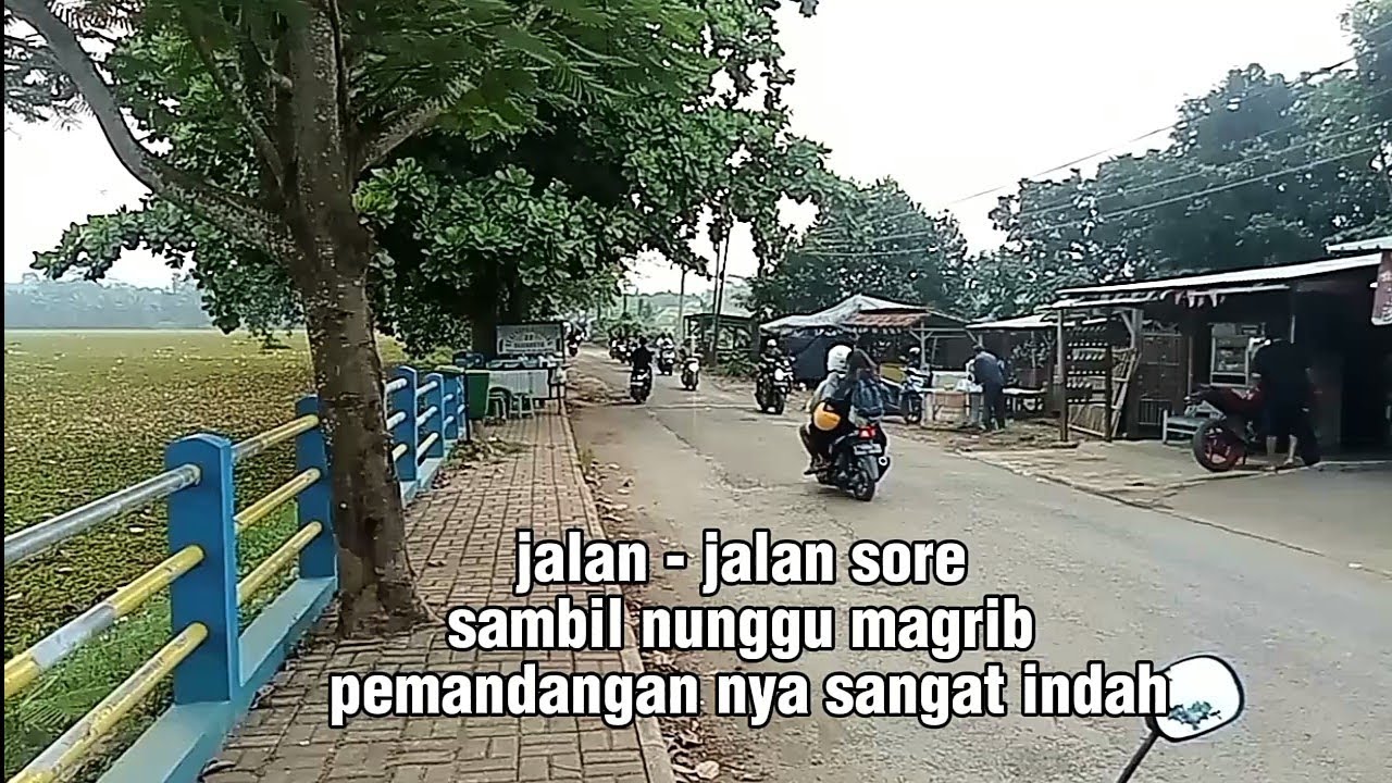 jalan - jalan sore sambil nunggu magrib - pemandangan nya sangat indah ...