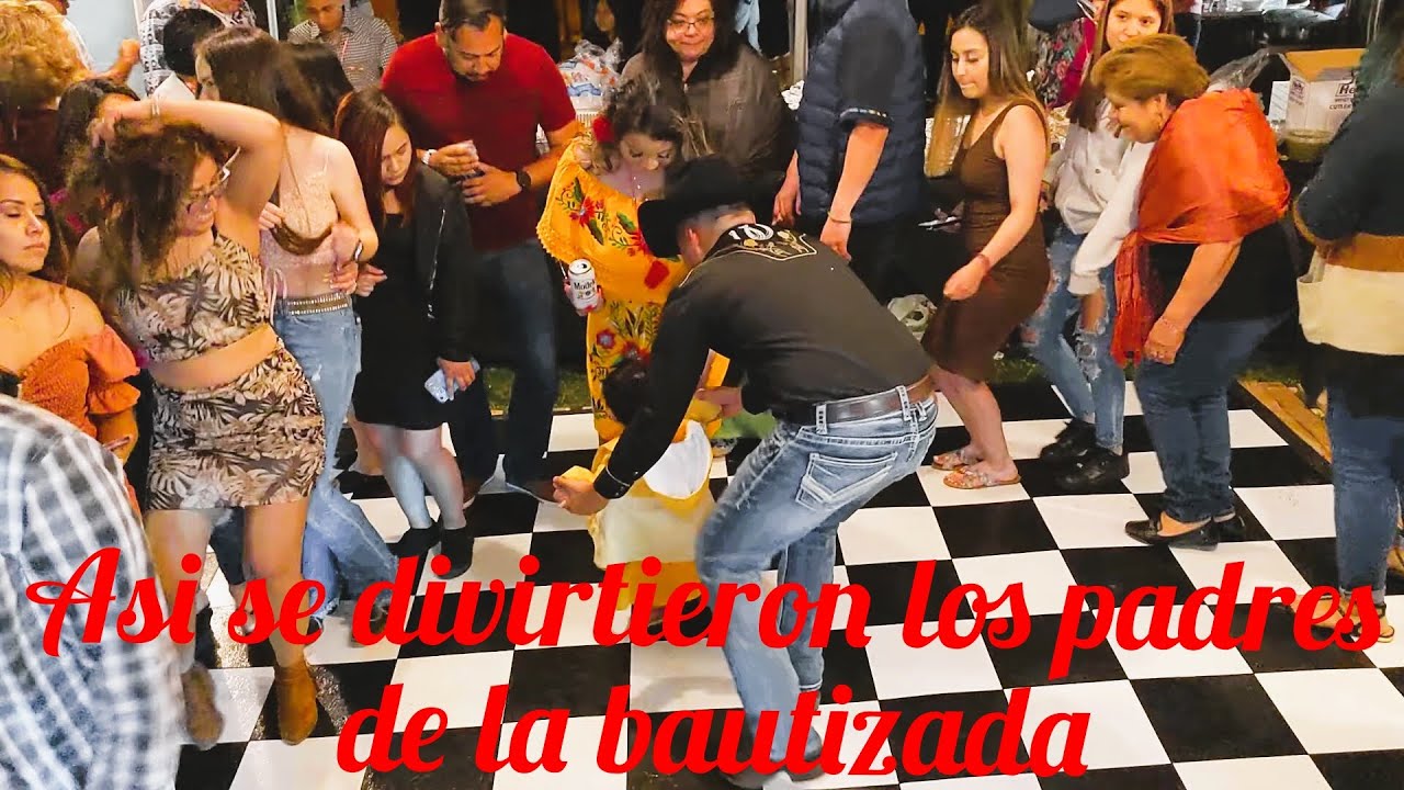 Asi de bonito se baila el perrito perron. - YouTube