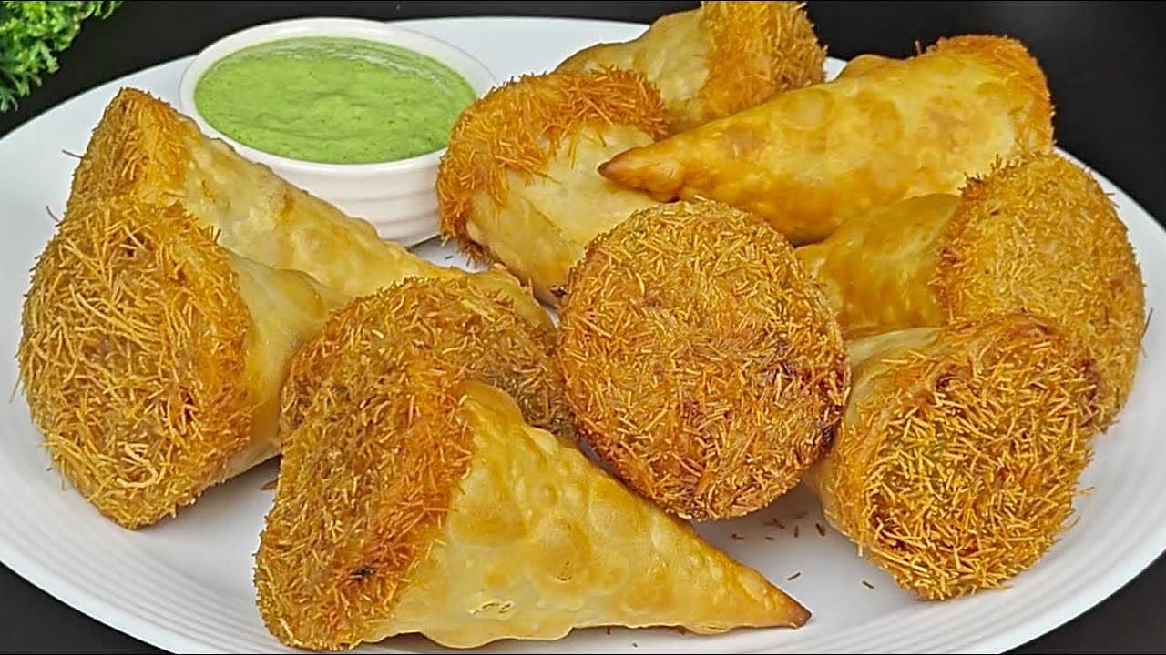 Crispy Cheesy Tandoori Chicken Cones | Crispy Chicken Snack Recipe ...
