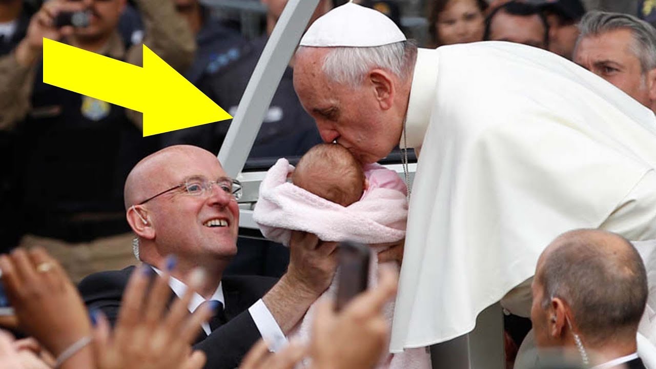 Pope Kisses Baby On Head, 2 Months Later Doctors Give Mom Some Big News ...