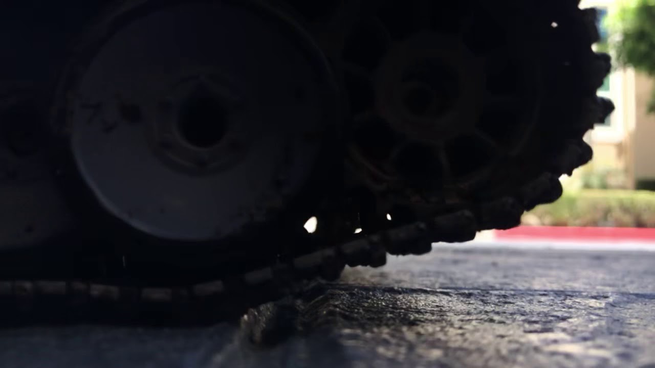 Slo Mo Tiger Crawl - YouTube