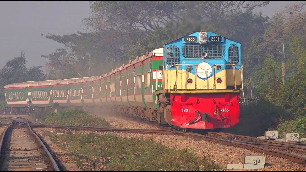 Bangladesh Railways Most Prestigious & Non Stop Mitre Gauge Train Sonar ...