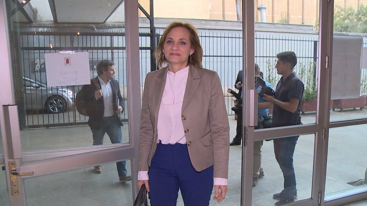 Carolina Goic dice estar "convencida" de ir a primera vuelta - YouTube