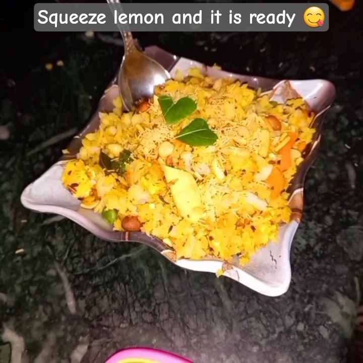 HEALTHY POHA 😋- TASTY & KID'S FAVOURITE 💖#recipe #lessmasala # ...