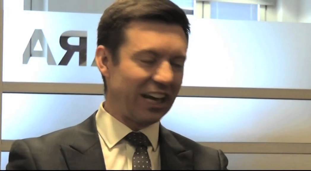 Interview with CNN Sports Anchor Alex Thomas - YouTube