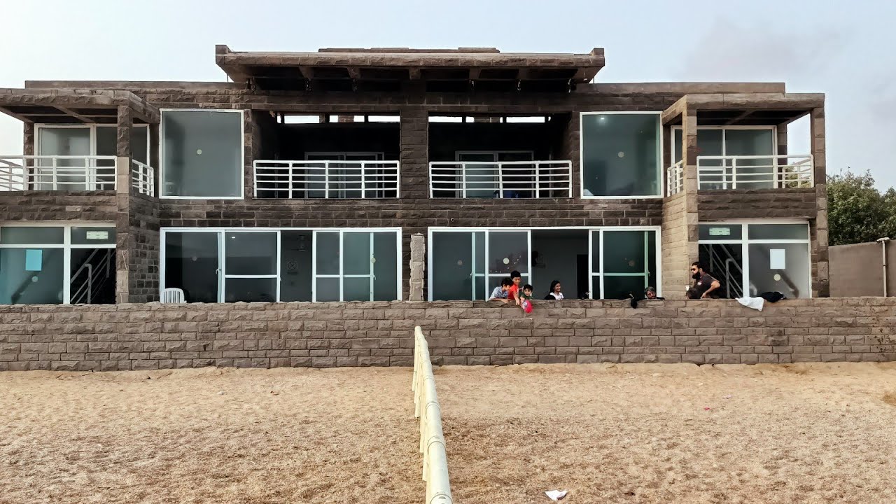 A DAY AT ENGRO BRAVO HUT BEACH KARACHI |CWS| - YouTube