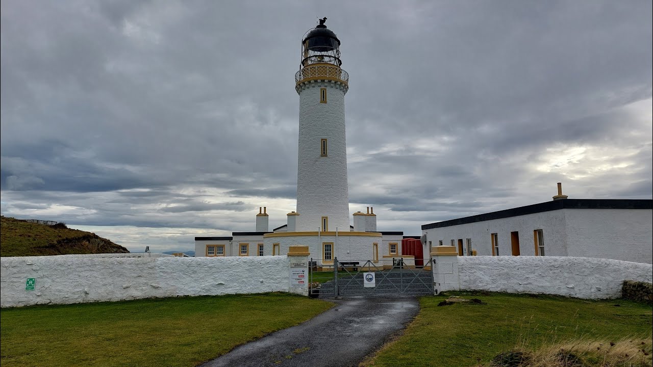 The Mull of Galloway Lighthouse (Scotland's Most Southerly Point ...