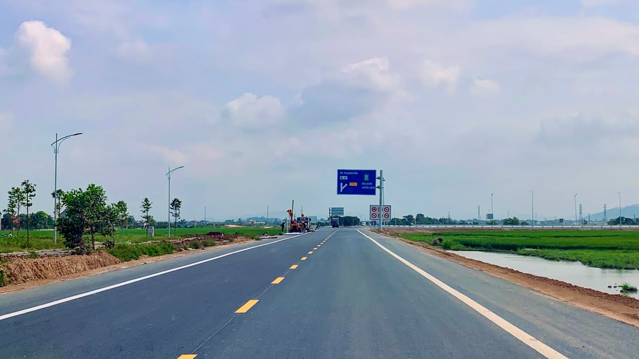 Cao tốc Mai Sơn - QL 45 - Thanh Hoá đi Ninh Bình - YouTube
