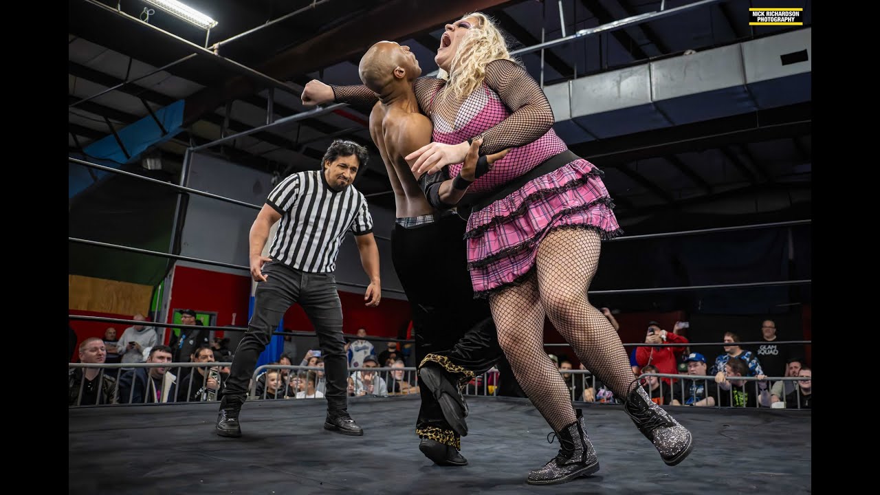 [INTERGENDER MATCH] Glamzilla v "Smooth as Silk" Jalen White - YouTube
