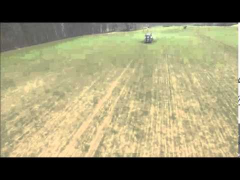 Fendt 828 spreading compound fertiliser 24m with Agri-Spread AS65 ...