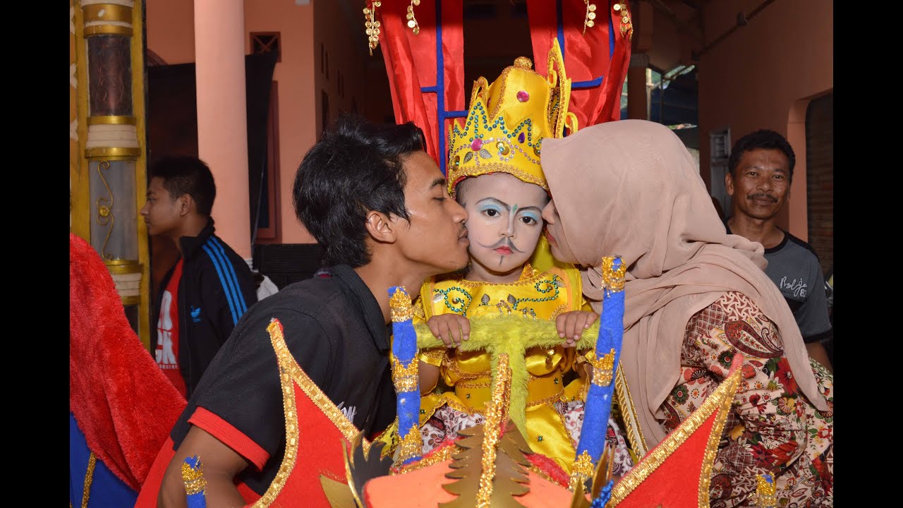 SINGA DANGDUT MEKAR BUDAYA KHITANAN AL ZAM ZAMI - YouTube