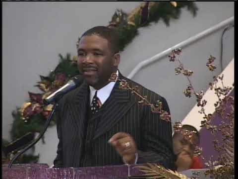 Bishop Donte L. Hickman - "Hang In There" December 6, 2006 - YouTube