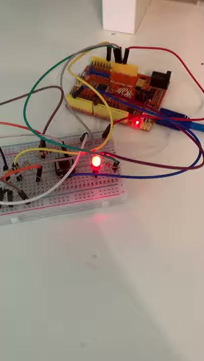 Arduino Project: LED-Photoresistor-Button Map Function - YouTube