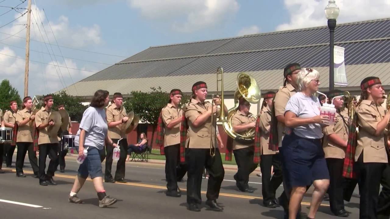 Marlington Band and FFA Float Carnation Parade 2016 - YouTube