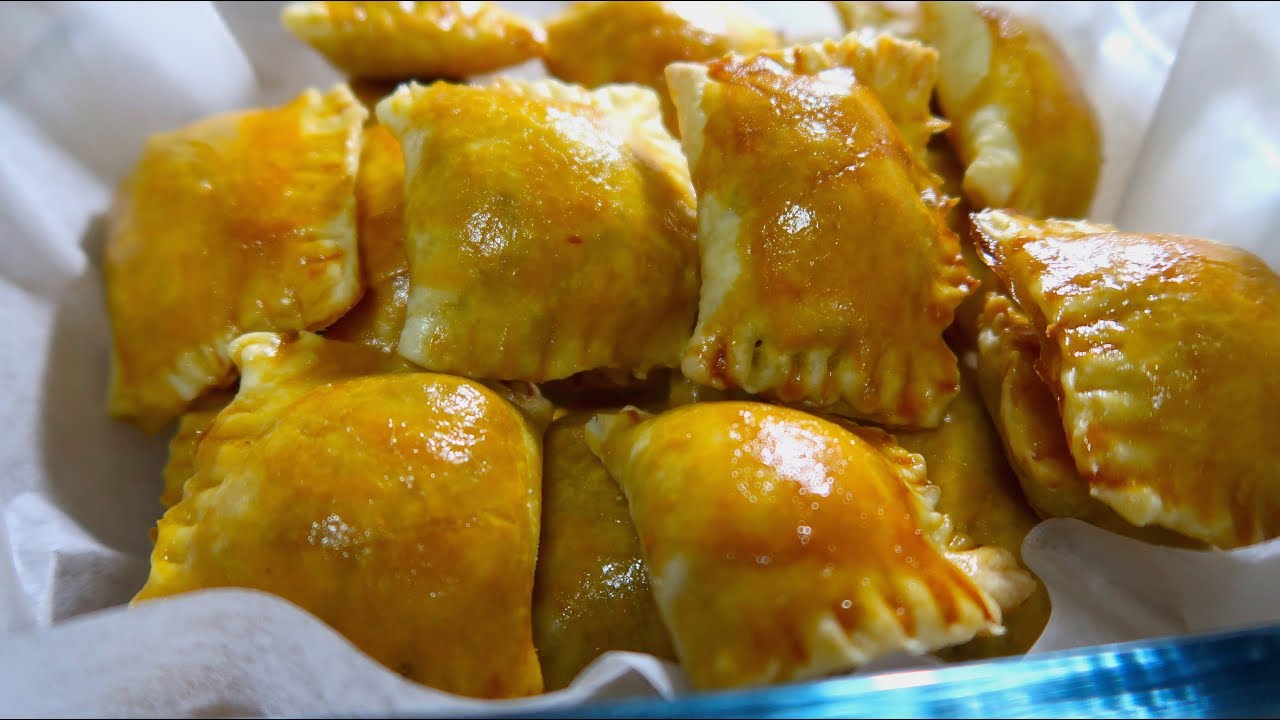 BEEF & MUTTON PUFFS - YouTube